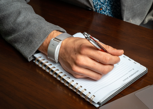 Pavlok 3- Wearable Habit Trainer for Step Tracking, Activity Tracking ...